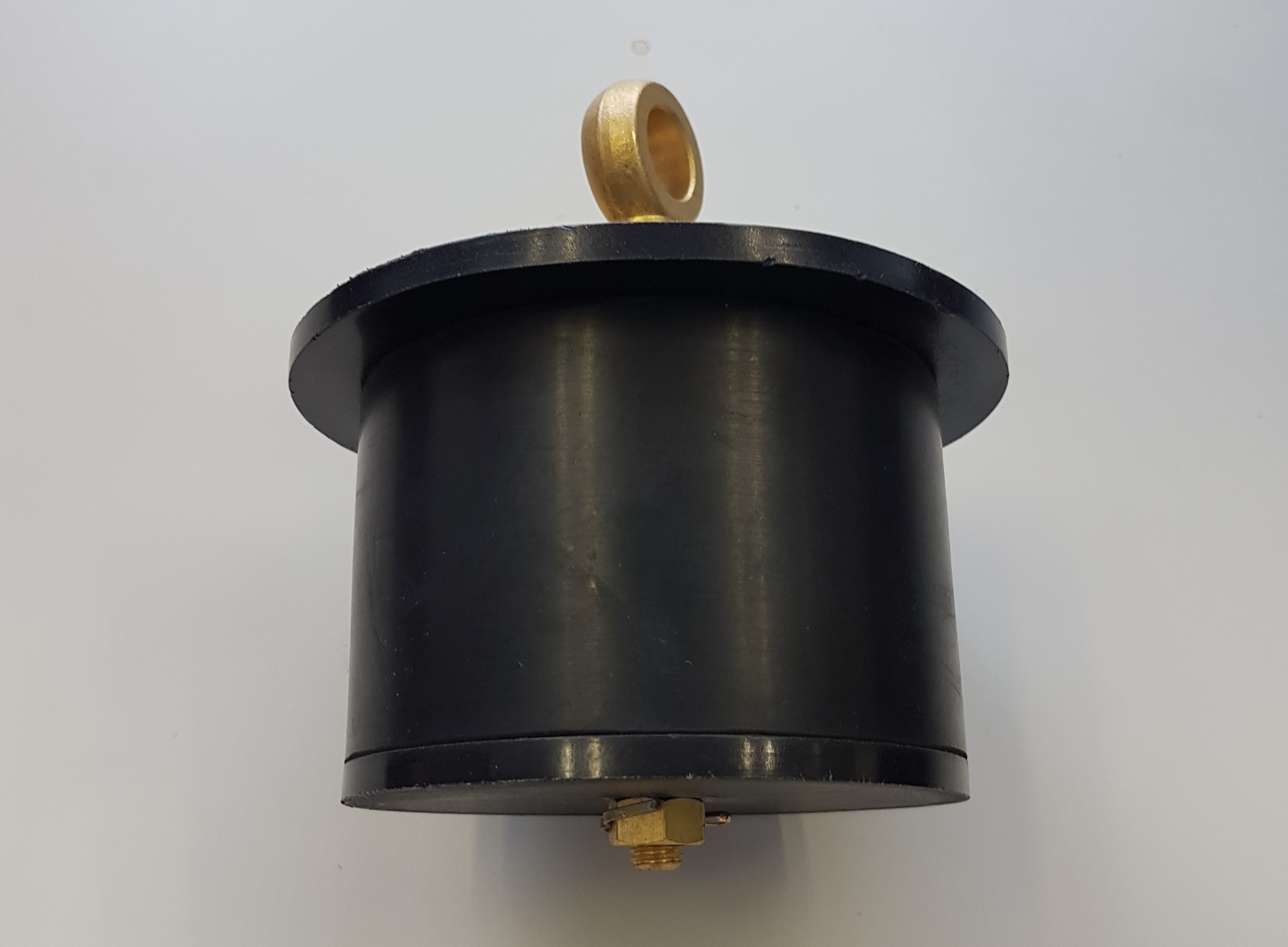 Brass scupperplug 110mm - 135mm with HD plates | Products | Traconed