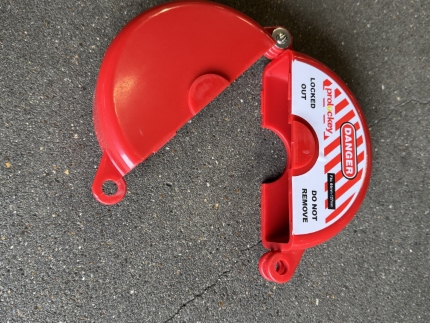 Gate valve lockout for handwheel 064mm upto 127mm | Products | Traconed